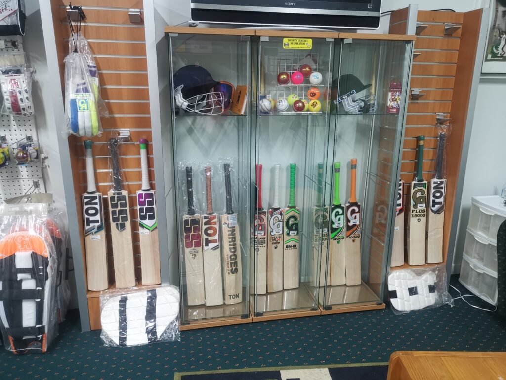 SS TON CRICKET BAT TOE GUARD KIT - AMAFHHA Sports